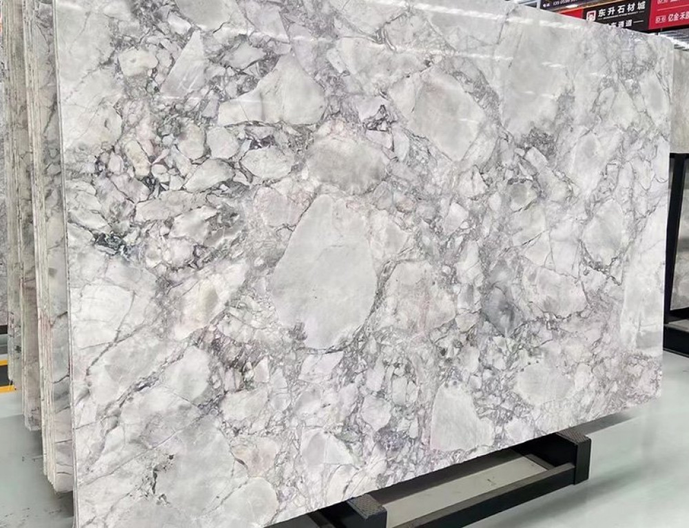 Macabus White Quartzite Kitchen Countertops Slabs Tiles Price - Eonyx ...